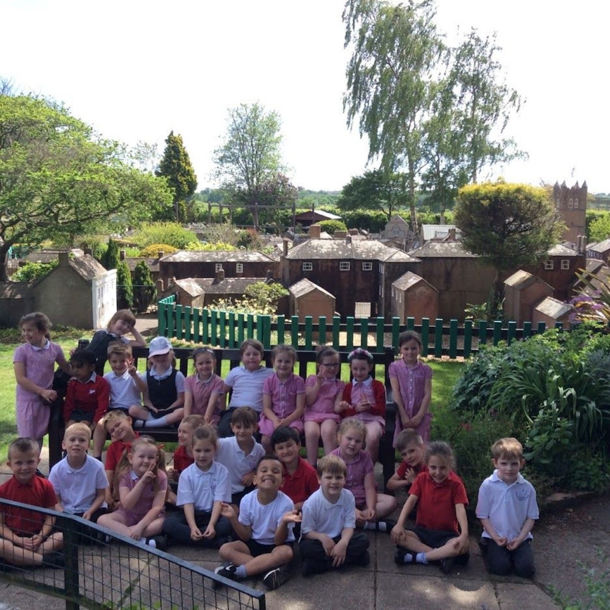 Year 1 School Trip - Wimborne Model Town - St John's CE First School